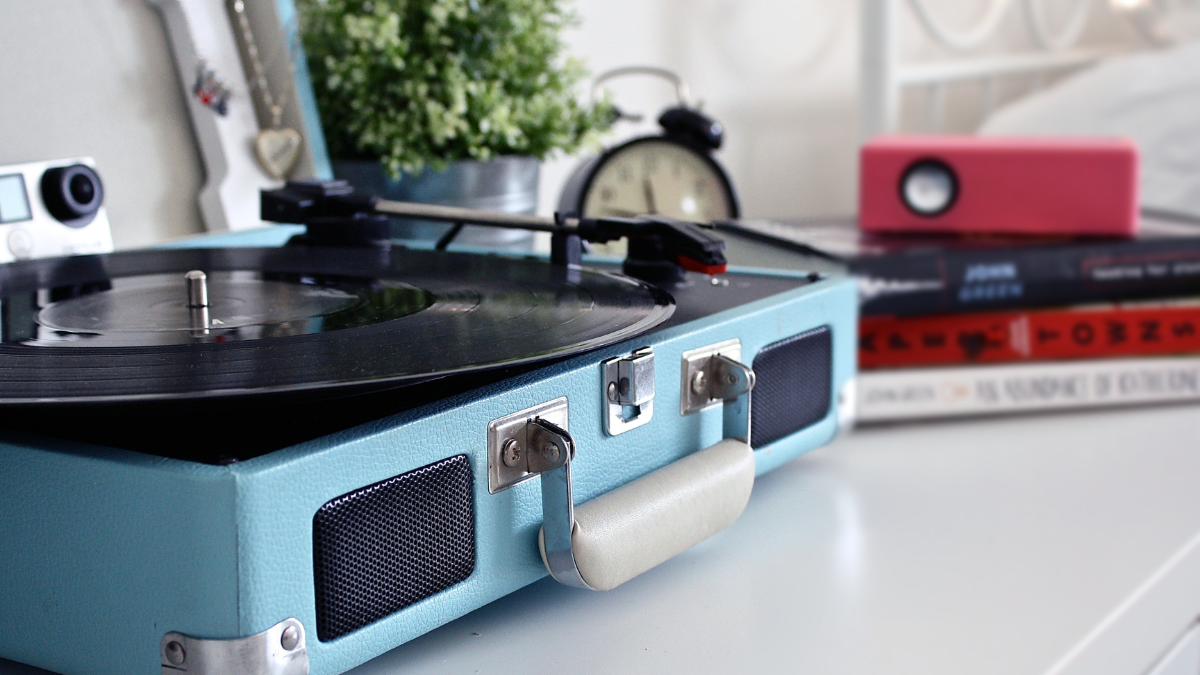 What’s Your Pleasure? – Julie de Rohan